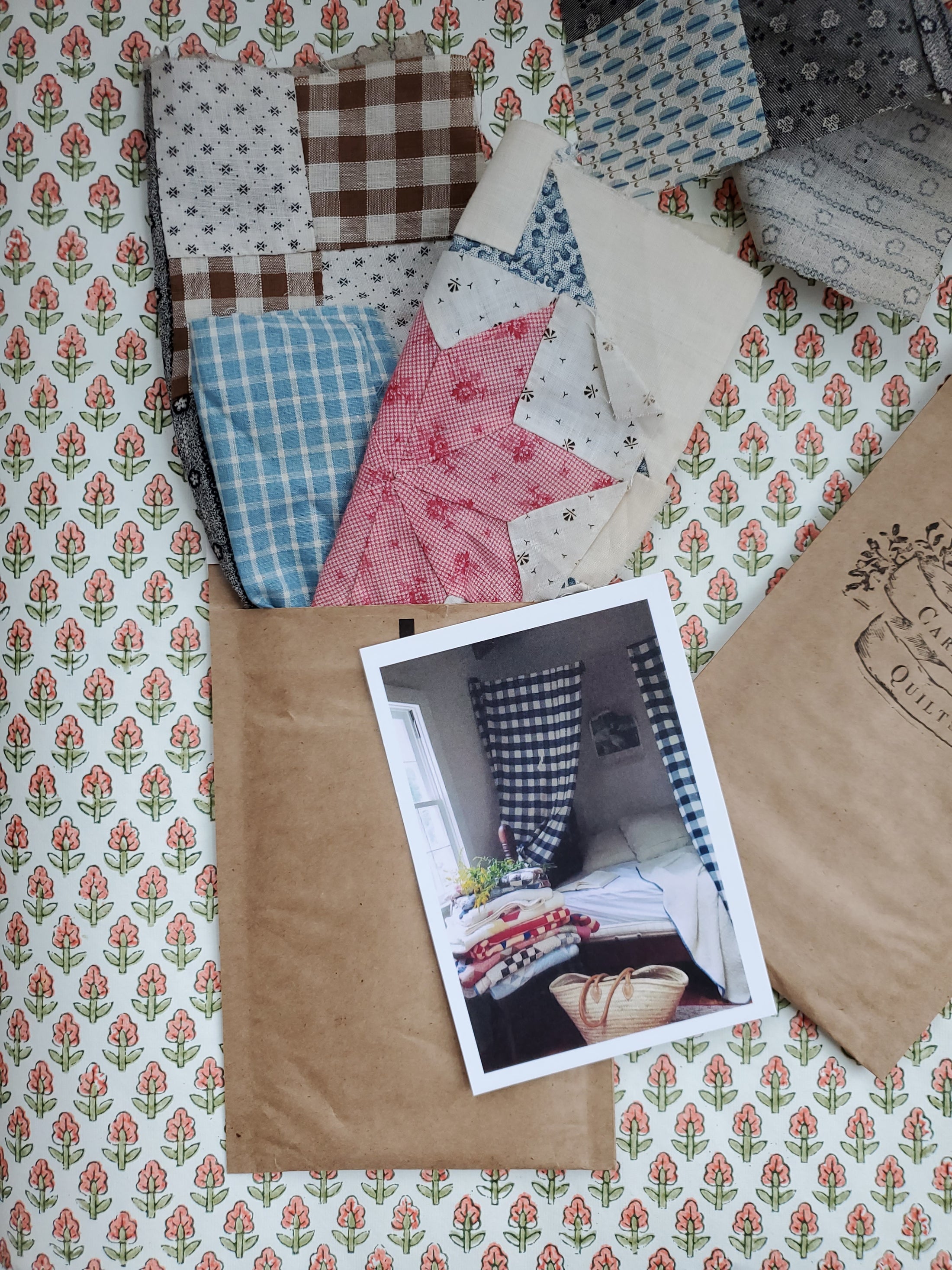 Small "Grab Bag" of Vintage and Antique Quilt Remants and Quilt Fabric ...